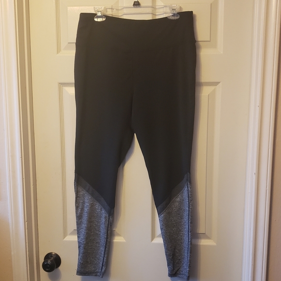 Tangerine | Pants & Jumpsuits | Tangerine Leggings Black And Grey Size ...